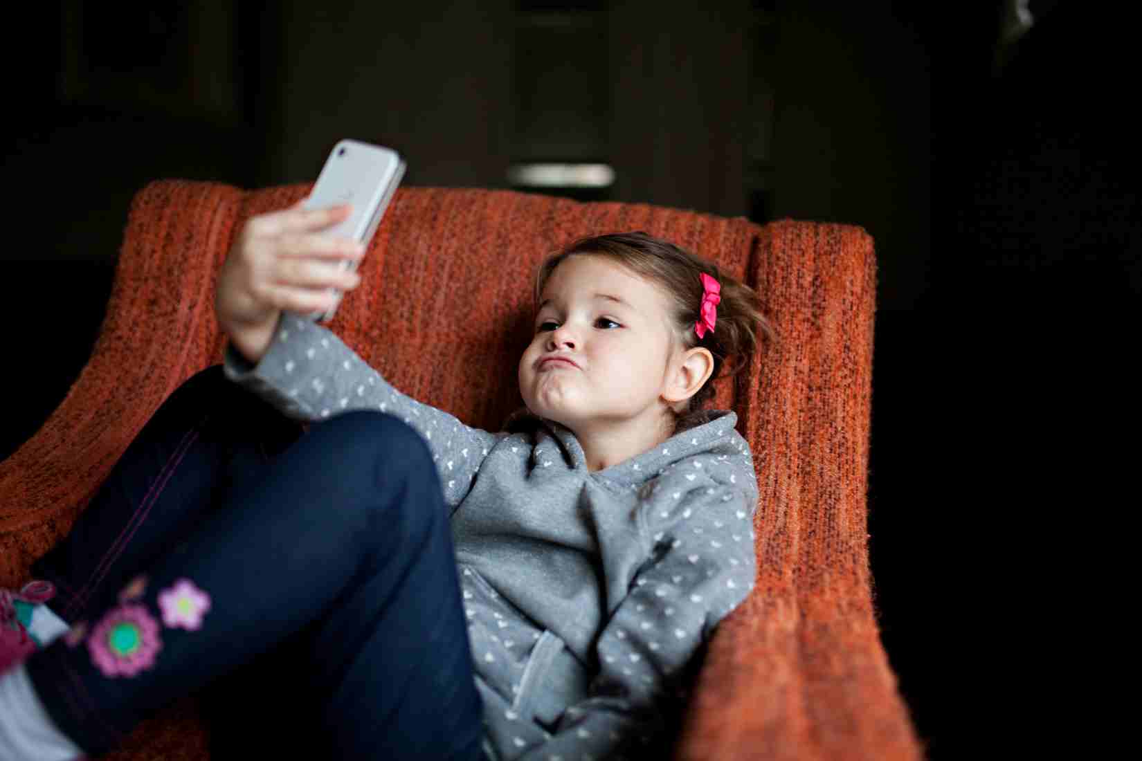 Menores y redes sociales: ¿Qué ocurre con sus derechos de imagen?